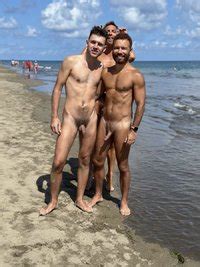 Photo Naked Men On The Beach Page 294 LPSG
