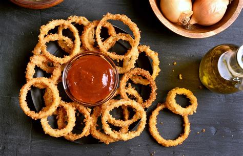 18 receitas de cebola empanada que vão te deixar água na boca