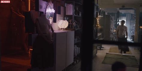 Melisa Senolsun Desnuda En The Gift
