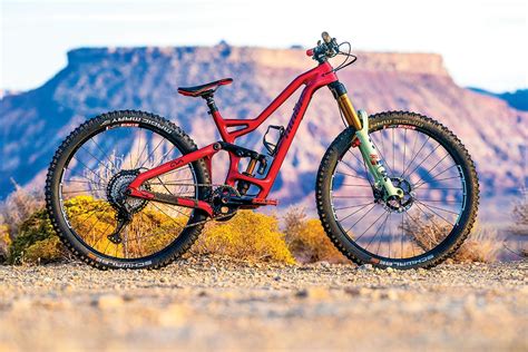 INSDE THE PROS BIKES KIRT VOREIS AND HIS NINER WFO 9 RDO Mountain