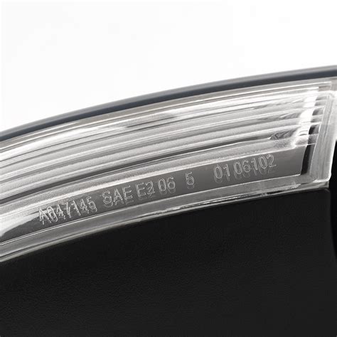Espejo Retrovisor Derecho Eléctrico con Luz Direccional Auto Magic