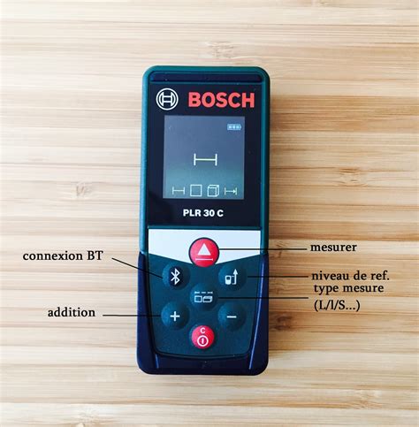 Test Le télémètre laser PLR 30 C de Bosch ultra connecté