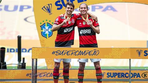 Jogo entre Flamengo x Cuiabá marca a despedida de Felipe Luís e Rodrigo