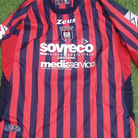 FC Crotone 1956 Italia Football Kit 2005 ZEUS L S Depop