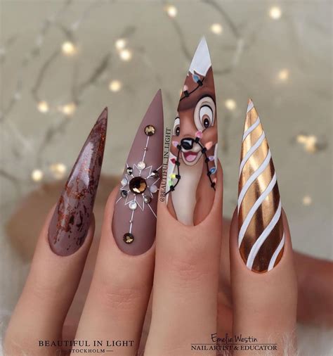 25 Best Christmas Nail Art To Inspire You Amazingmindscape