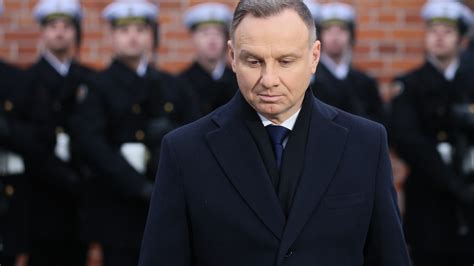 Andrzej Duda ogłasza weto ustawy okołobudżetowej Nie może być na to