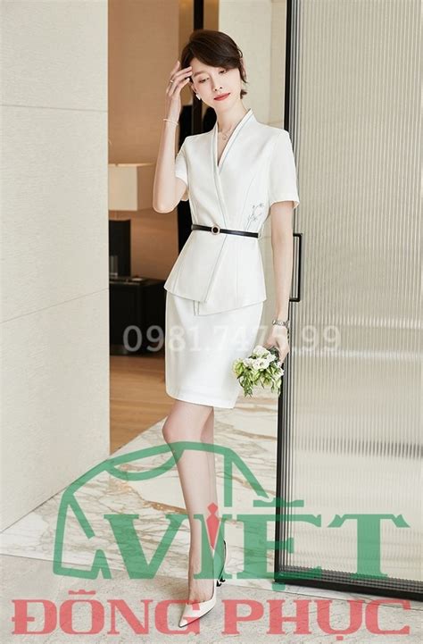 Mẫu đồng phục nhân viên lễ tân form chuẩn chất đẹp giá rẻ Diễn Đàn