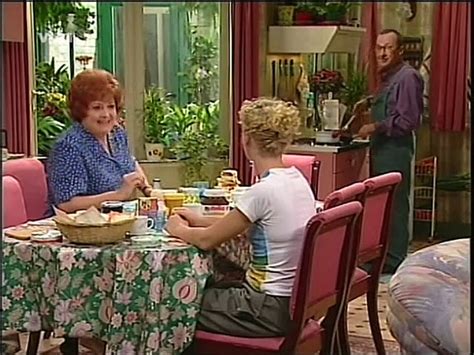 DE KOTMADAM SEIZOEN 8 AFLEVERING 17 NESTWARMTE Video Dailymotion