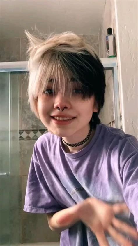 credits to lilxxxbug on tiktok Aparência de cabelo Inspiração