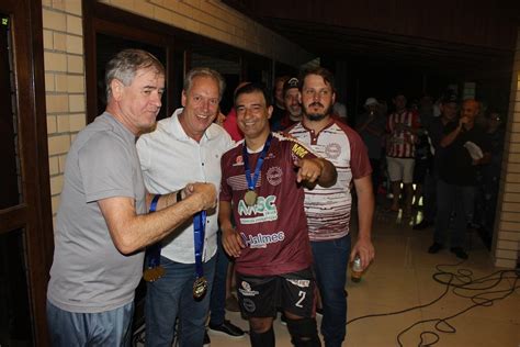 Galvane conquista o título do 18º Campeonato de Futebol Suíço Coroa Bom