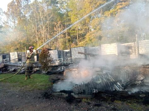 Diduga Korsleting Listrik Puluhan Penginapan Di Objek Wisata Rancabali