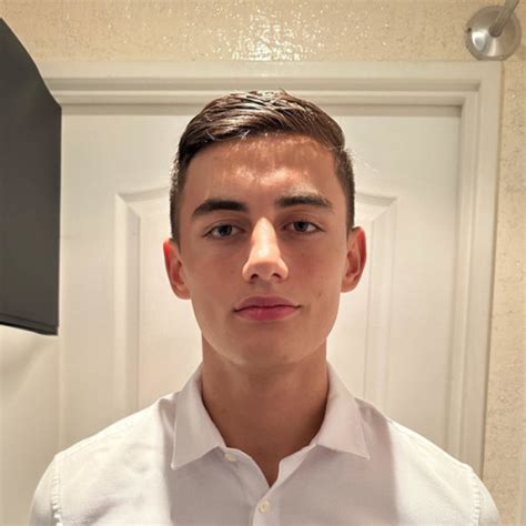 Marko Strasbourg Bas Rhin Etudiant à l ESSEC post prépa ECG voie
