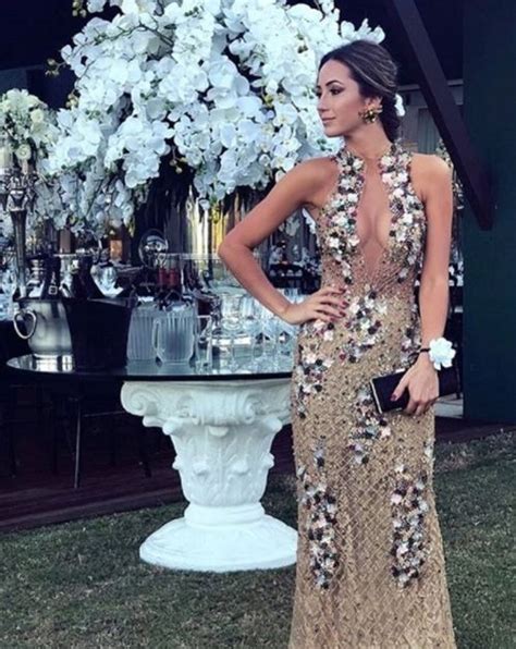OS VESTIDOS MAIS CURTIDOS DA SEMANA 19 Madrinhas De Casamento