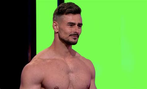 Marco Nudo Mostra Pisello E Culo A Naked Attraction Uk Bitchyx