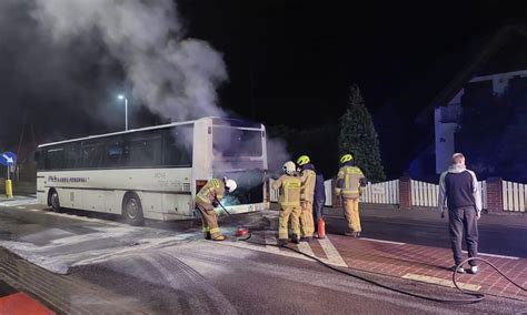 Kołczewo Podczas jazdy zapalił się silnik autobusu wWolinie pl