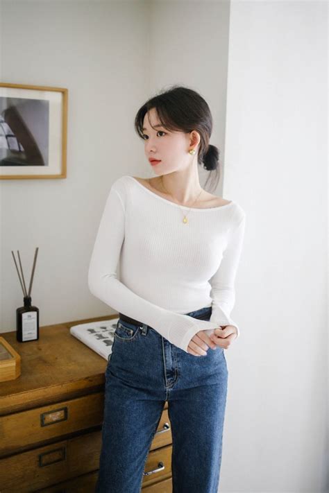 Asia Girl Korean Fashion Look Normcore Style Inspiration Turtle