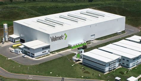 Valmet Celebra 60 Anos No Brasil