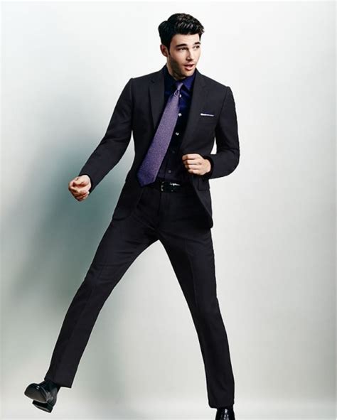 These Black Suit For Men Will Never Goes Out Of Fashion For Fit Coat