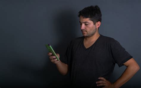 Por qué mi móvil se apaga solo y cómo solucionarlo Móviles Dual SIM