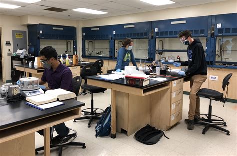 Henry Ford College STEM Labs During The Pandemic Mirror News