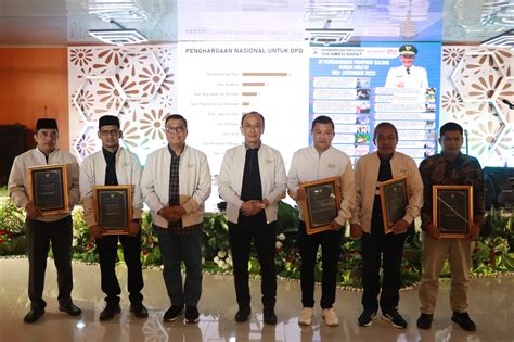 Lima OPD Raih Penghargaan Atas Capaian Kinerja Tahun 2023 Radar Sulbar