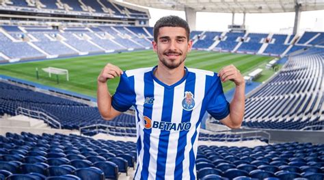 OFICIAL Renovação no FC Porto Visão de Mercado