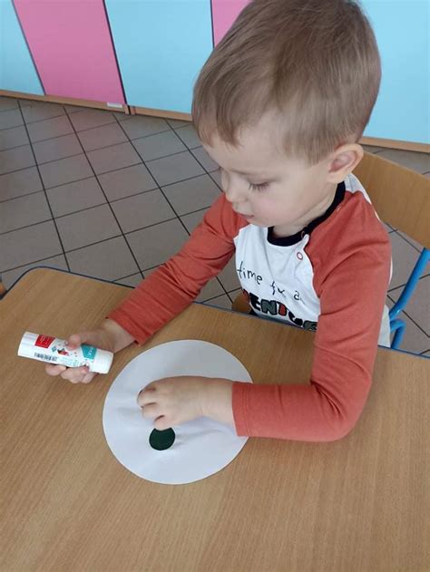 Praca plastyczna Klaun Przedszkole i Żłobek Kubusiowy Ogród