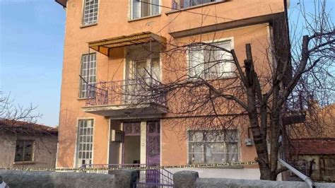 Yalnız Yaşayan Adam Evinde Ölü Bulundu