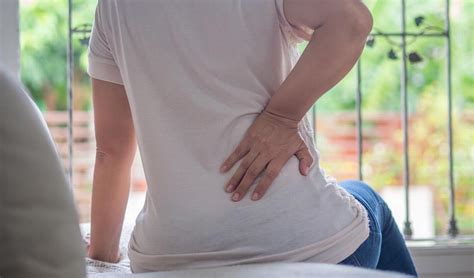 Rugpijn Wat Kan Je Doen Bij Een Holle Rug Hyperlordose Gezondheid Be