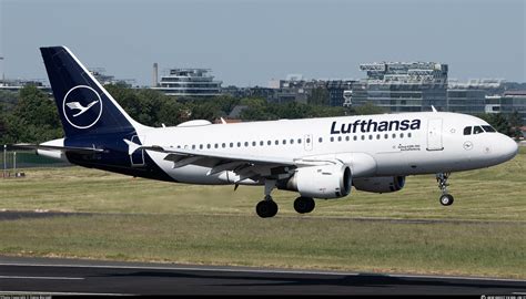 D AILK Lufthansa Airbus A319 114 Photo By Demo Borstell ID 1437232