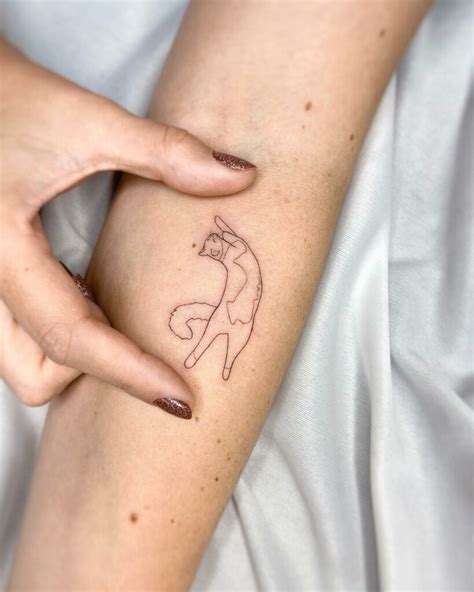 Small Cat Tattoo Ideas That Will Blow Your Mind