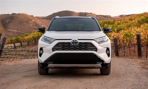Toyota Rav Xse Hybrid Blizzard Pearl White Toyota Usa Newsroom