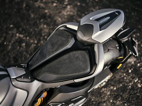 MV Agusta Rush 2021 Hyper Naked Style