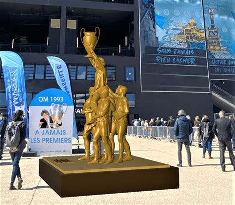 OM le fils de Bernard Tapie récolte des fonds pour ériger une statue