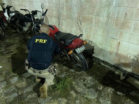 Homem é preso pela PRF moto adulterada em União dos Palmares AL
