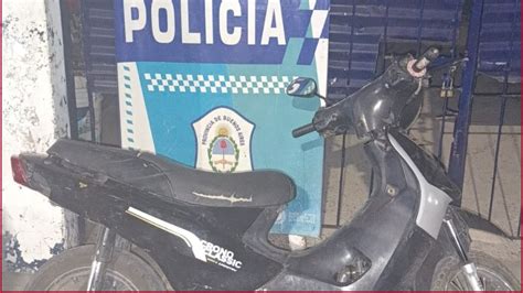 Almirante Brown Robaba Motos Del Estacionamiento De Un Supermercado Y
