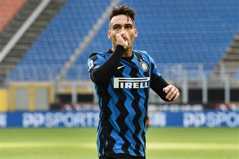 Photo Inter Striker Lautaro Martinez Another Victory At Home