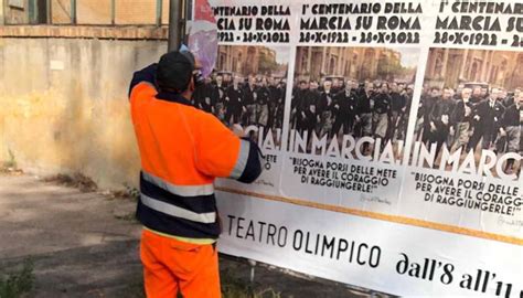 Marcia Su Roma Manifesti Abusivi Nella Capitale Per Ricordare Il