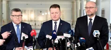 Koalicja Grudnia Dokonuje Destrukcji Pa Stwa Prawa