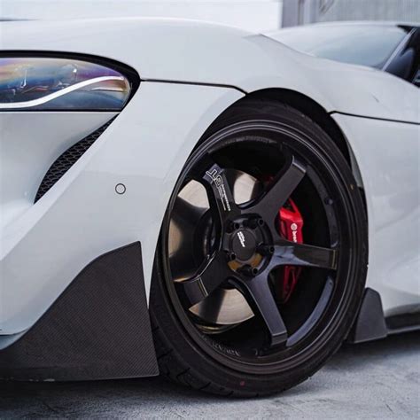 Advan Gt Beyond Wheel Set W Center Caps For A Toyota Supra