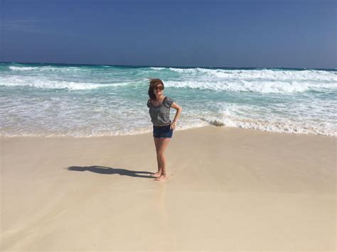 Looking To Share My Wife Scrolller