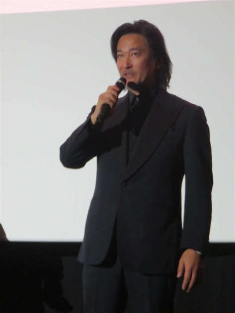 紀里谷和明監督引退作世界の終わりから舞台あいさつで涙監督としての使命全うできた シネマ 日刊スポーツ