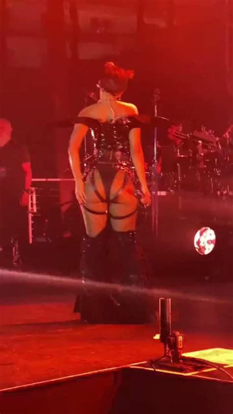 The Female Rap Room On Twitter Dojacat At Jbl Fest