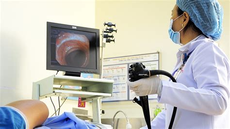 Bệnh túi thừa đại tràng do đâu có nguy hiểm không