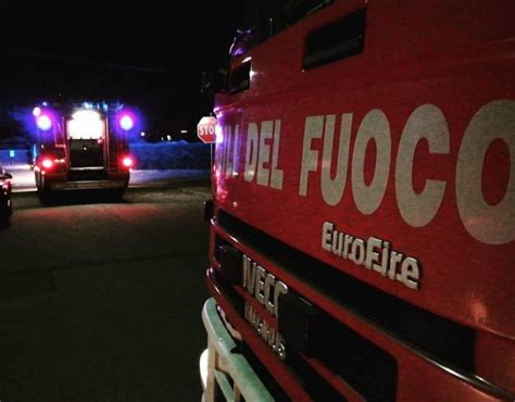 Incidente Sulla Salerno Reggio Calabria Morta Bimba Di 7 Anni 5 Feriti