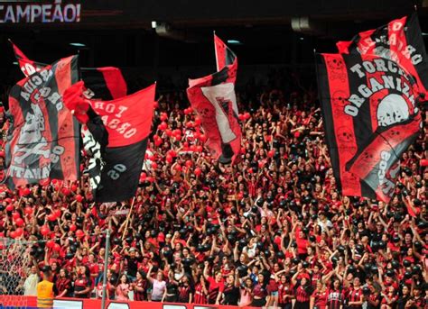 Ante sanción para los hombres Athletico Paranaense logró llenar su