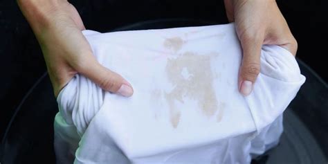 Como Tirar Mancha De Roupa Branca Veja Dicas Infal Veis