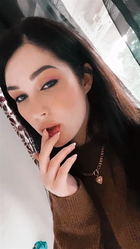 Evelyn Claire On Twitter Hey Yv69wsdxgm Twitter