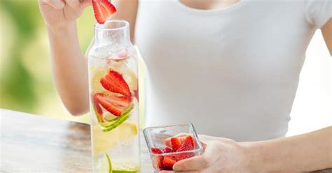 6 receitas de água saborizada 5 benefícios Deliway