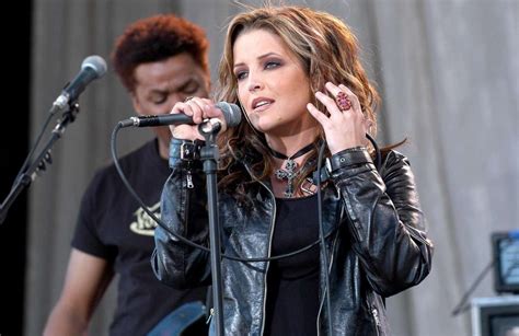 F S Em Luto Morre Lisa Marie Presley Nica Filha De Elvis Presley